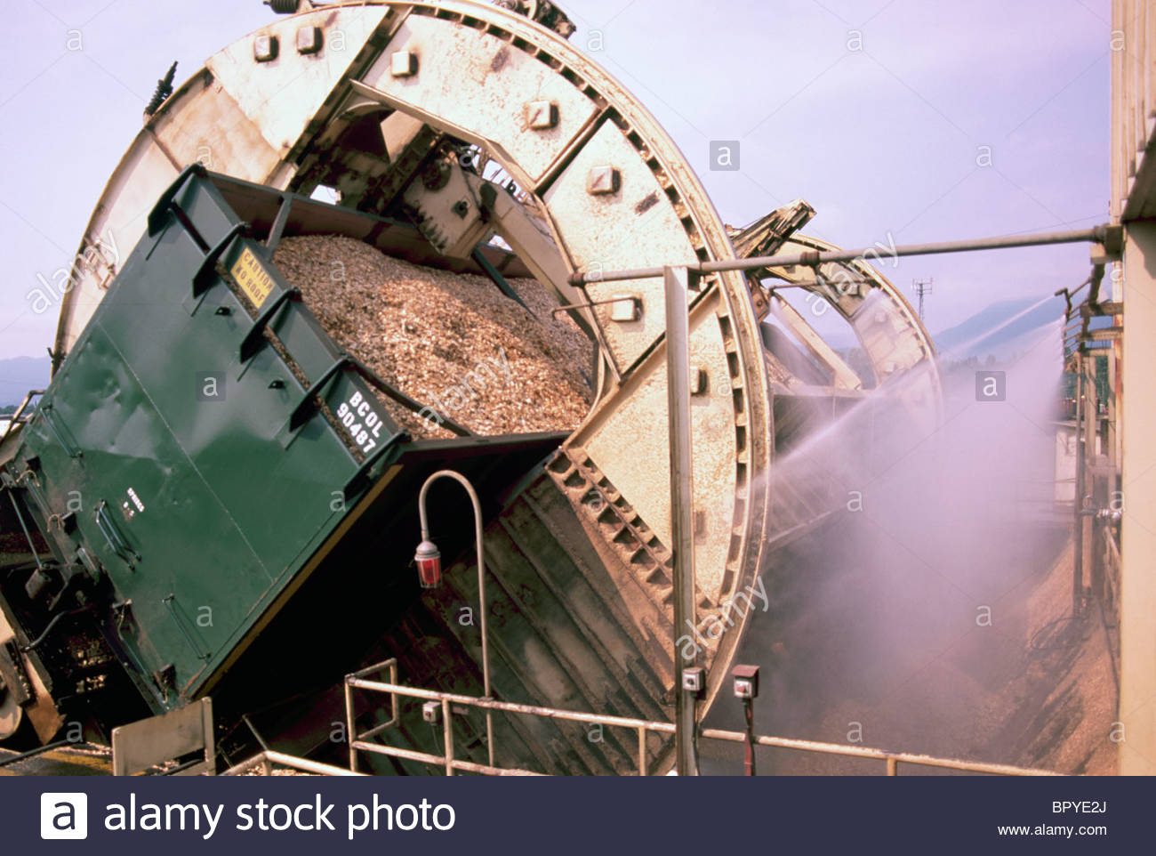 TRANSPORTING WOODY BIOMASS BY RAIL – Biomass Handling